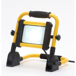 Stanley 240v 10w LED Folding Worklight | Lightsave
